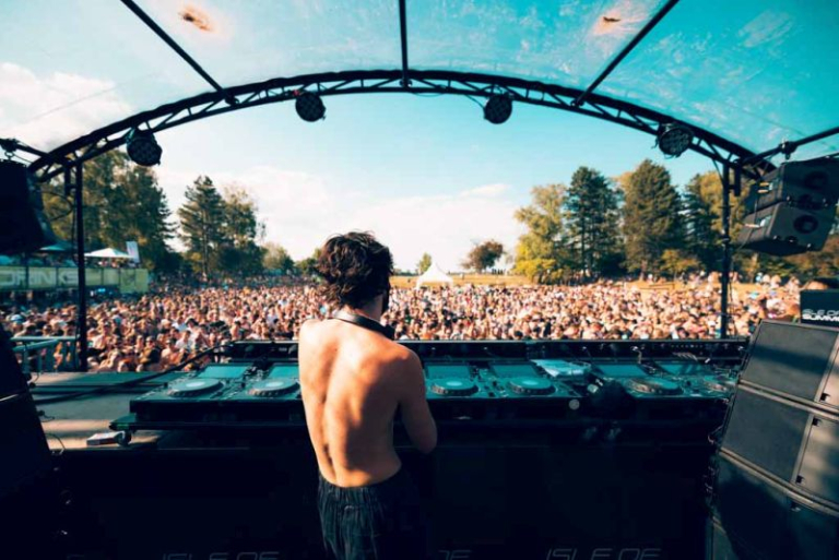 Isle of Summer | Permanent Entertainment GmbH